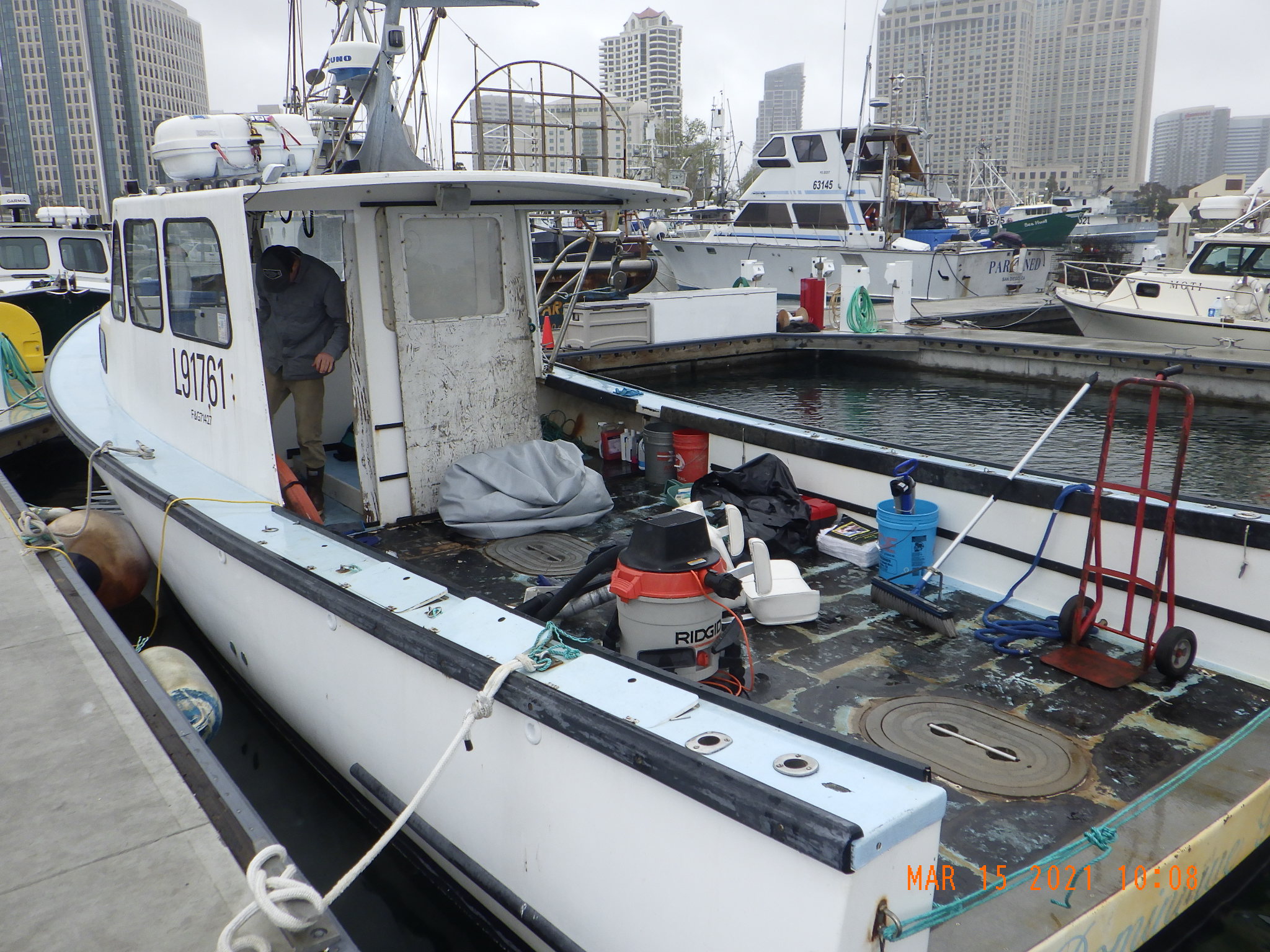 35 foot Duffy 35 High Sheer / lobster boat - Christian & Co. Marine ...