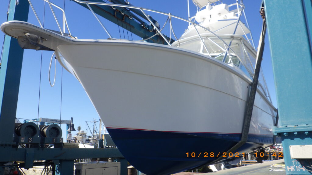 35′ 2003 Topaz Express - Christian & Co. Marine Surveyors